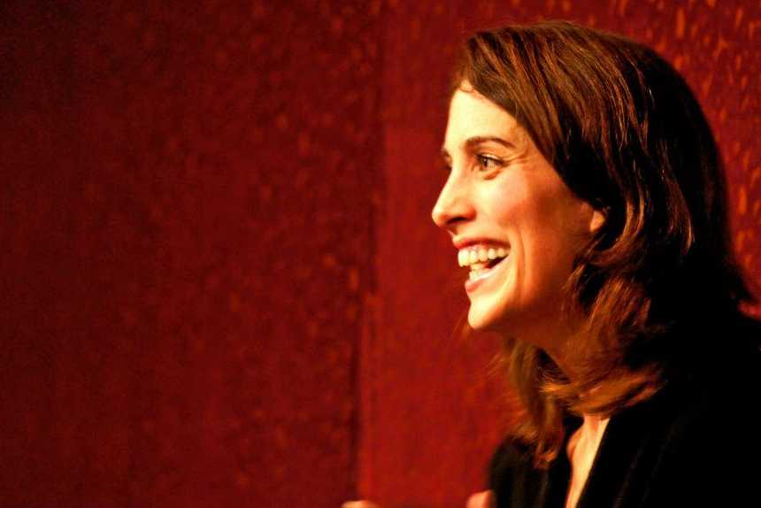 Erin and Sara Transcript - First Date Stories Podcast